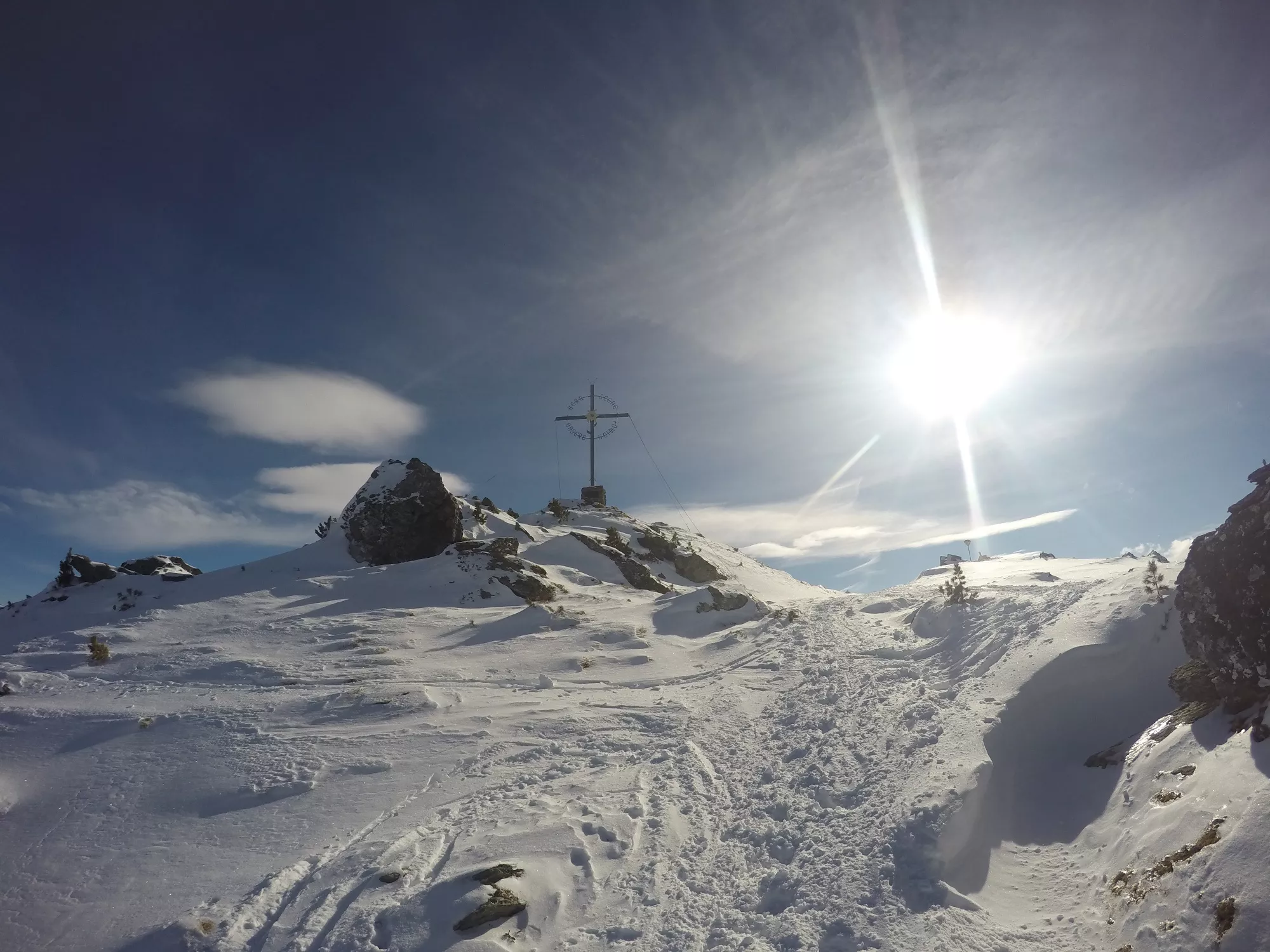Ski tour on the Largoz between dreamlike slopes and forest descents